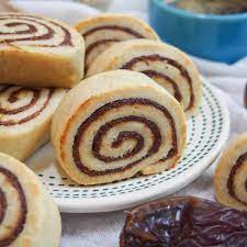 Traditional Klecha Iraqi Kleicha: Delicious Date Cookies Recipe ...